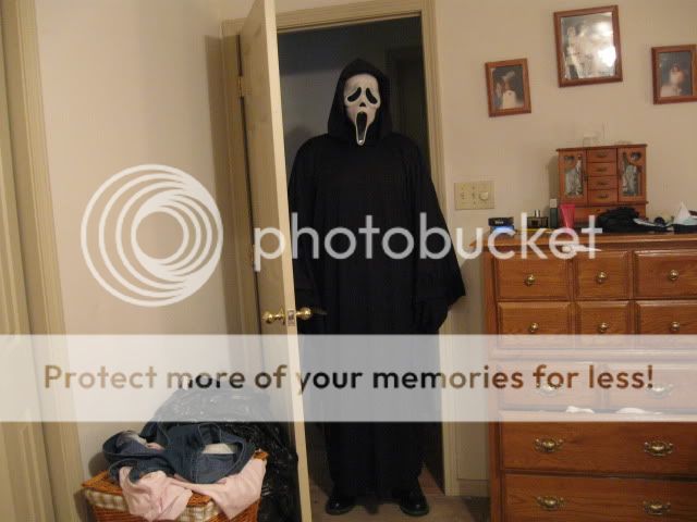 scream 2 theater robe - Ghostface.co.uk